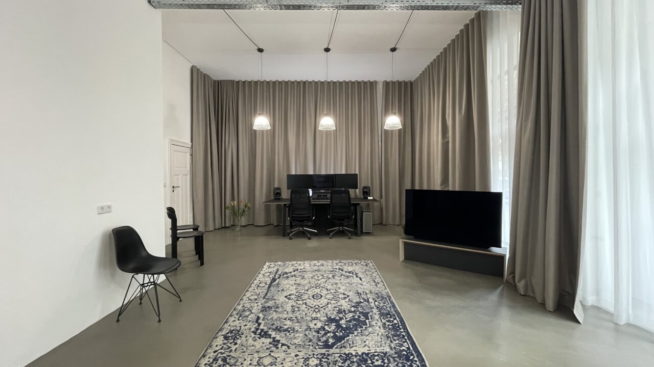 Editing Suites - S EC