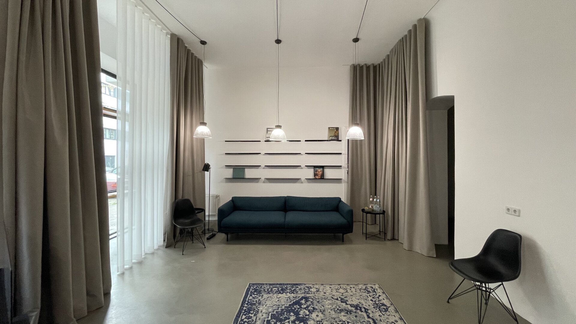 Editing Suites - S EC